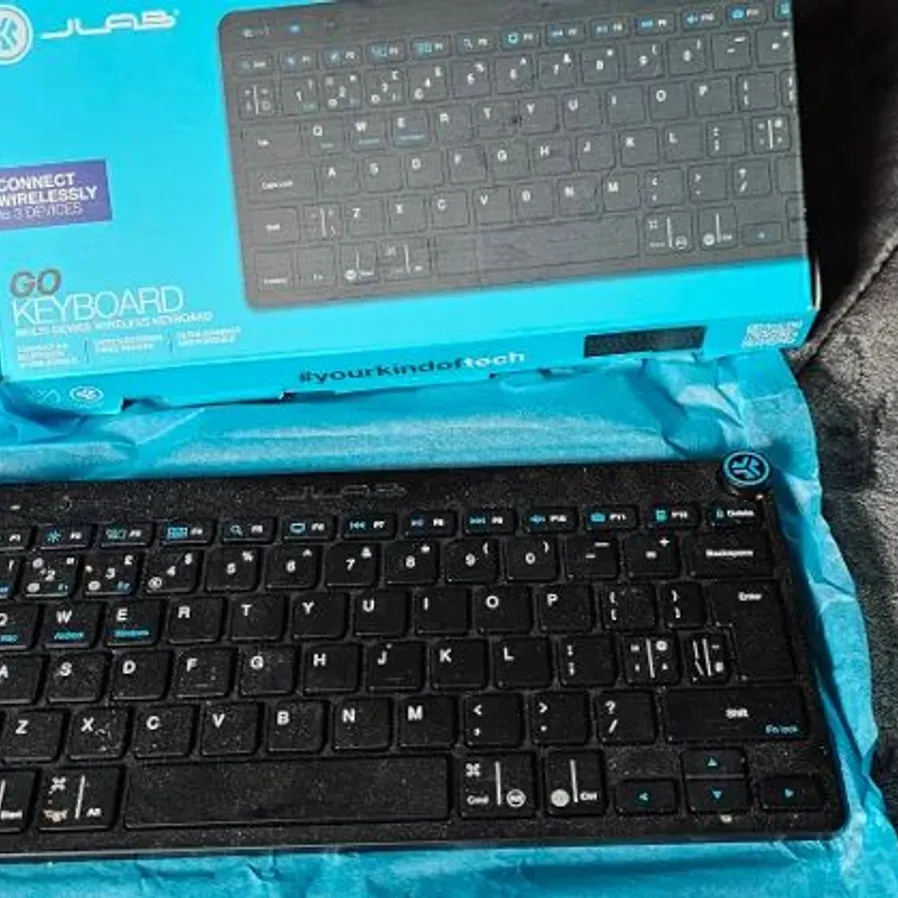 GALAXY TAB A8 with Keyboard OT | 1481 | jog it on