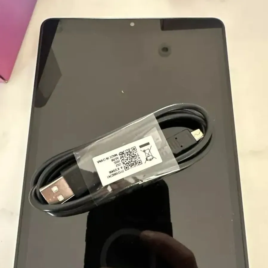 This Lenovo tablet, model TB-8505F, boasts an 8 inch screen size and ...