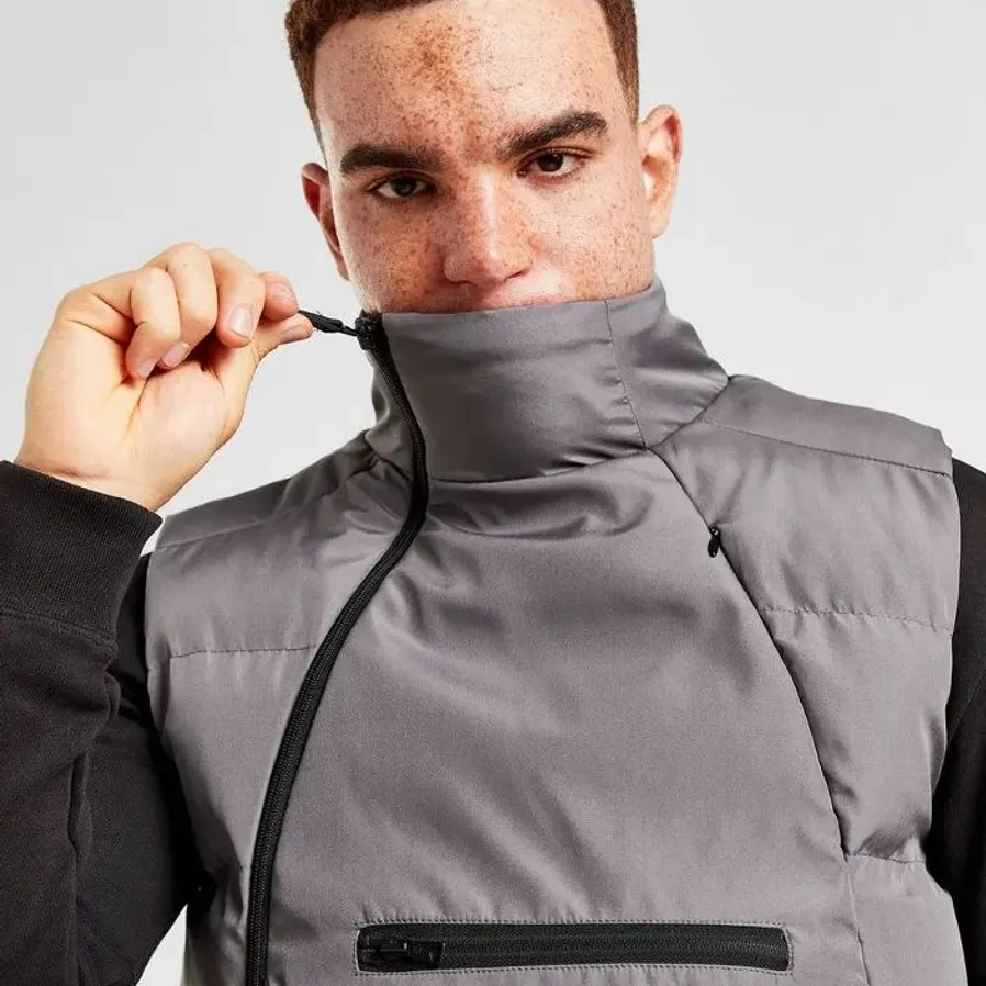 Hoodrich Astro Vest | 1531 | jog it on