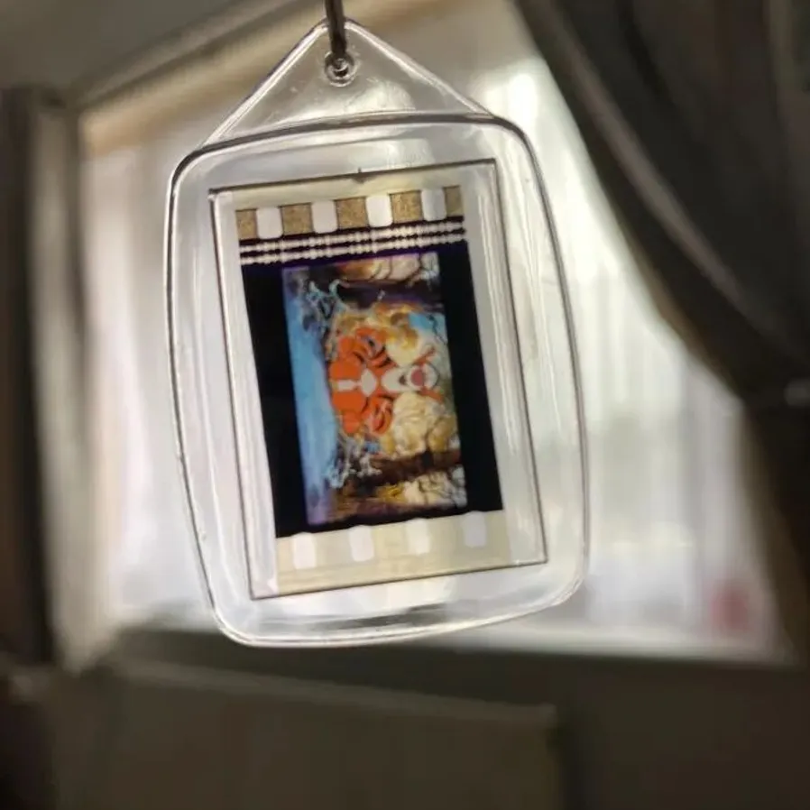 The Tigger movie key ring film cell 35mm | 10079 | jog it on