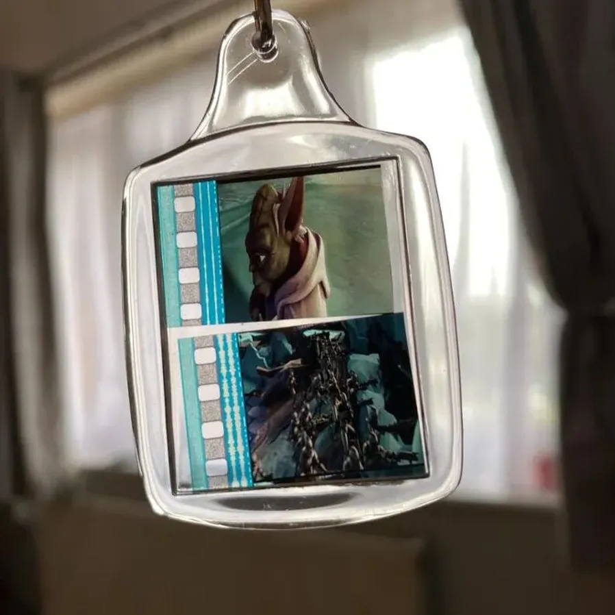 Star Wars the Clone Wars cartoon movie key ring film cell 35mm | 6935 ...